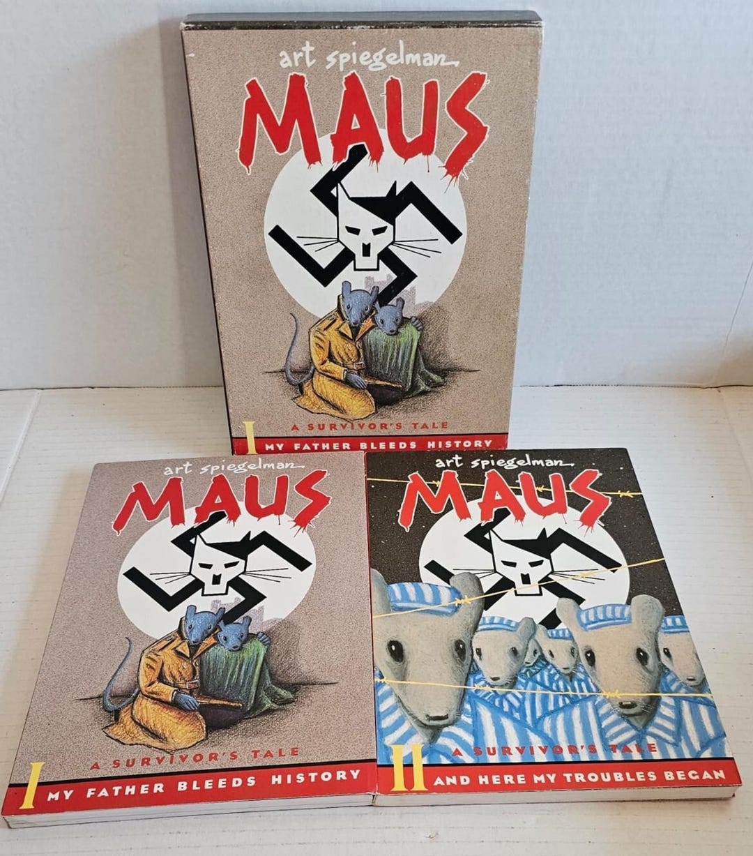 Maus: A Survivor's Tale Graphic Novel Set - Art Spiegelman Vol I & II ...