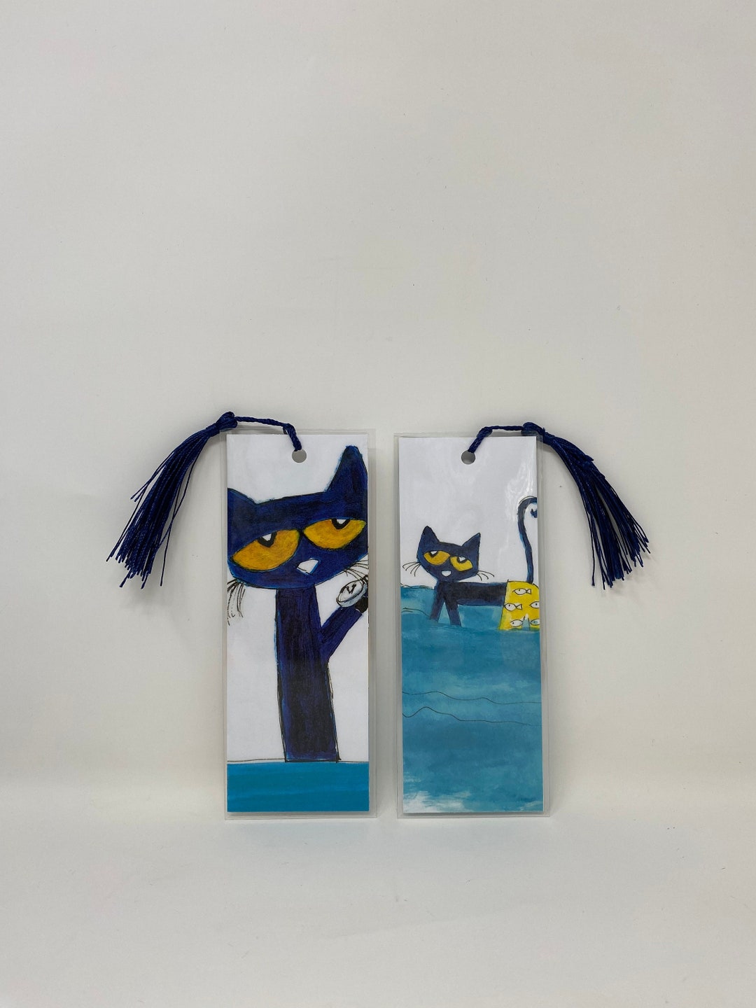 Pete the Cat (2) Upcycled Book Pages Bookmarks • an Artfullyaltered ...
