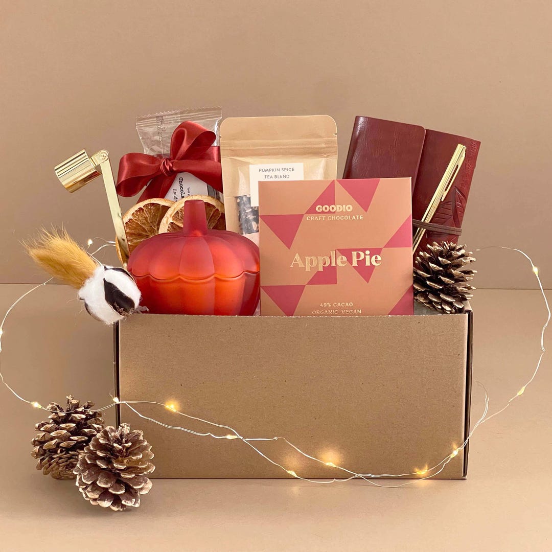 Cozy Hygge Gift Box, Self Care Gift Box, Fall Gift Box, Holiday Gifts, Gift Set for Her Mom ...