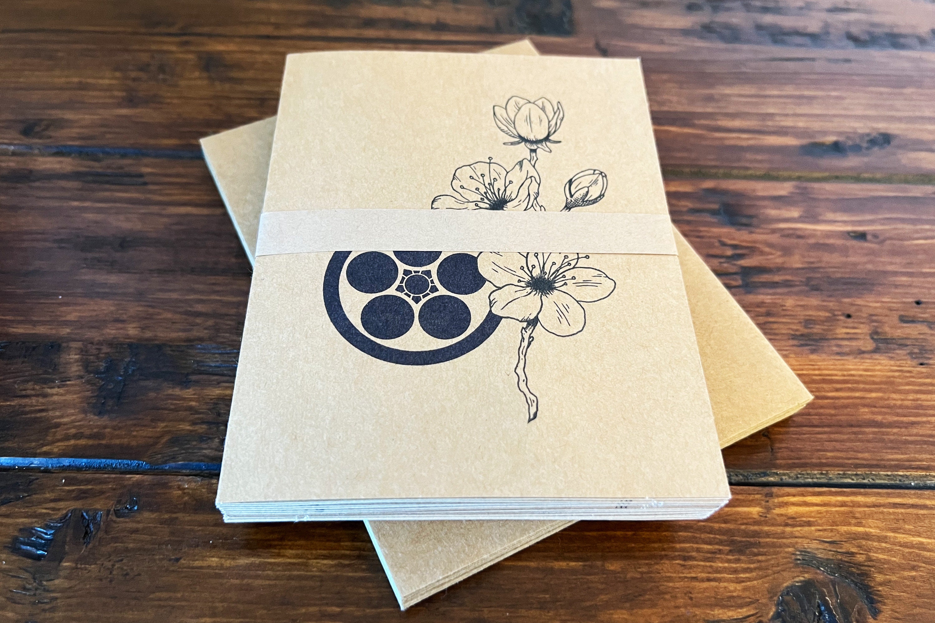 PLUM BLOSSOM ILLUSTRATION Japanese Kamon Note Cards With - Etsy