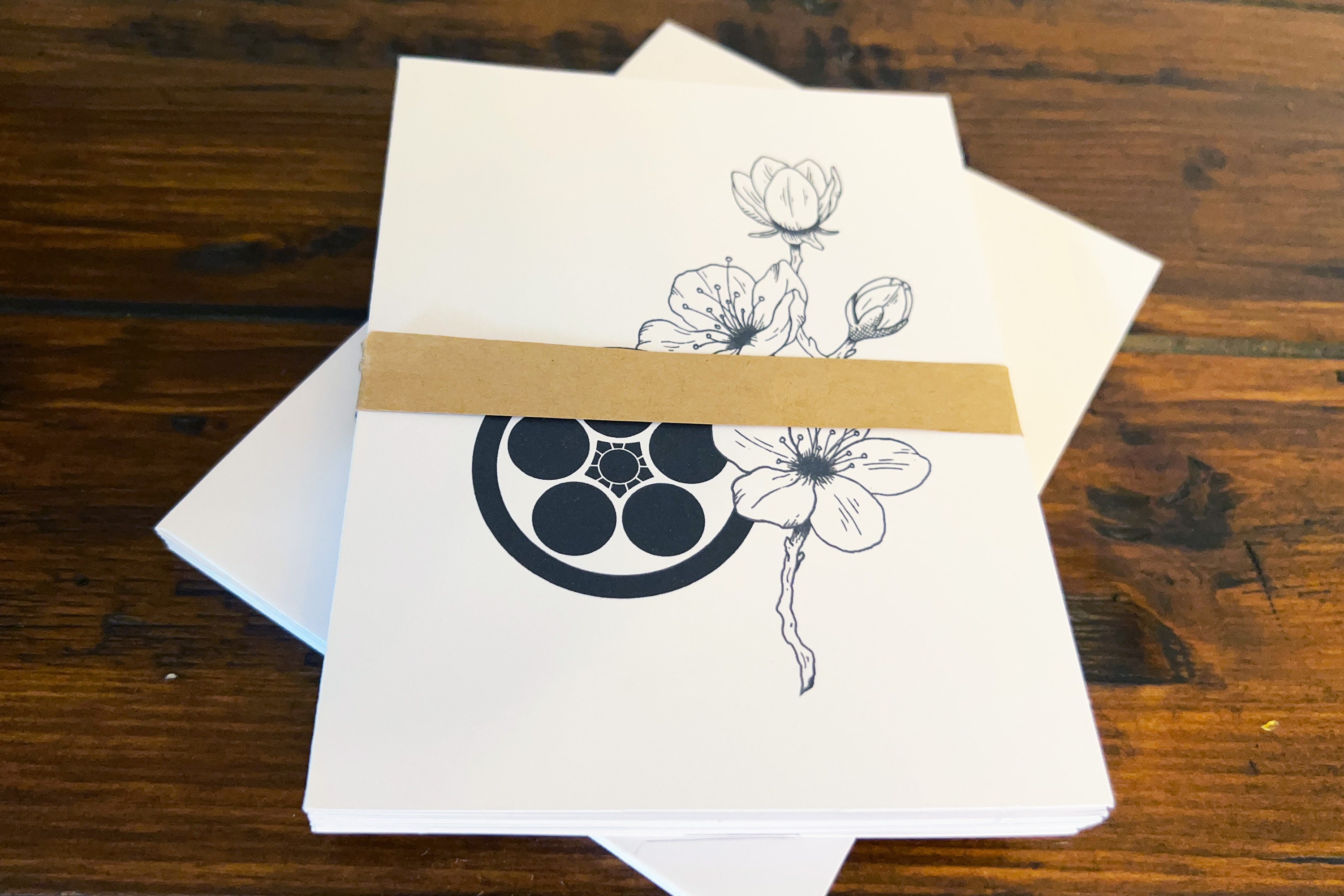 PLUM BLOSSOM ILLUSTRATION - Japanese Kamon Note Cards With Matching ...
