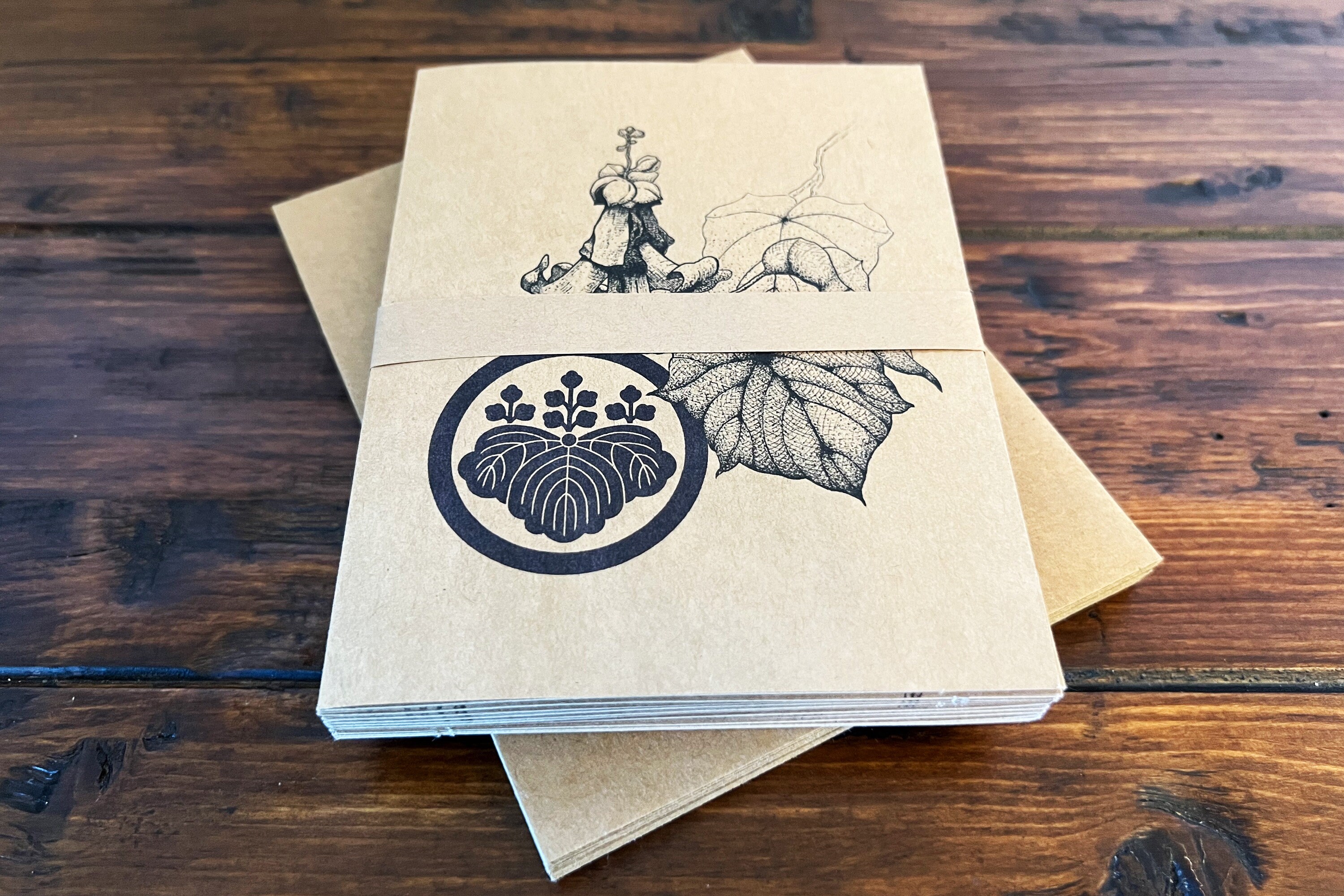 PAULOWNIA ILLUSTRATION Japanese Kamon Note Cards With - Etsy