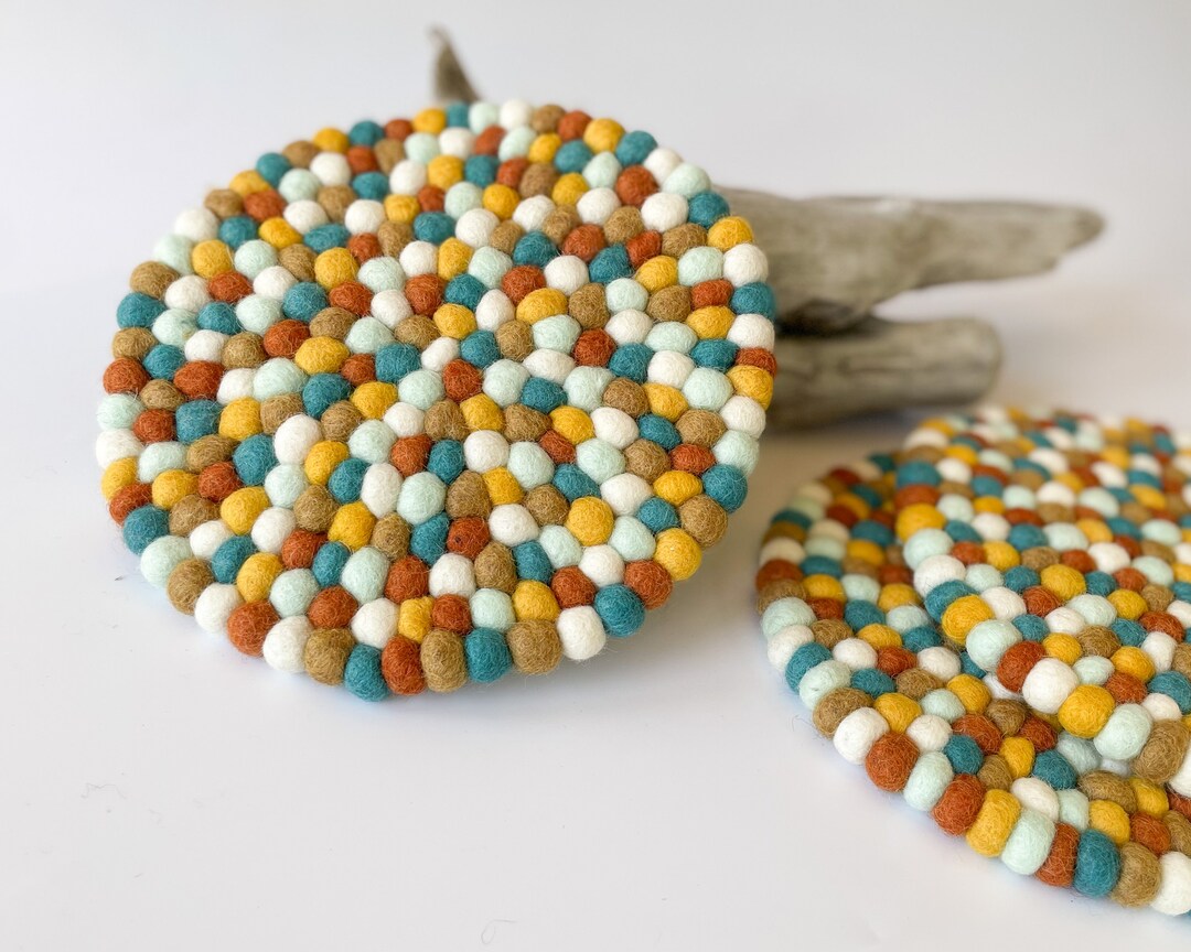 Felt Ball Trivet. Wool Felt Pot Holder. Swedish Farmhouse Table Decor ...