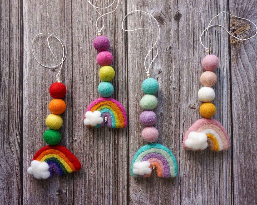 Llavero arco iris. Percha de puerta arco iris. Arco iris de fieltro ...