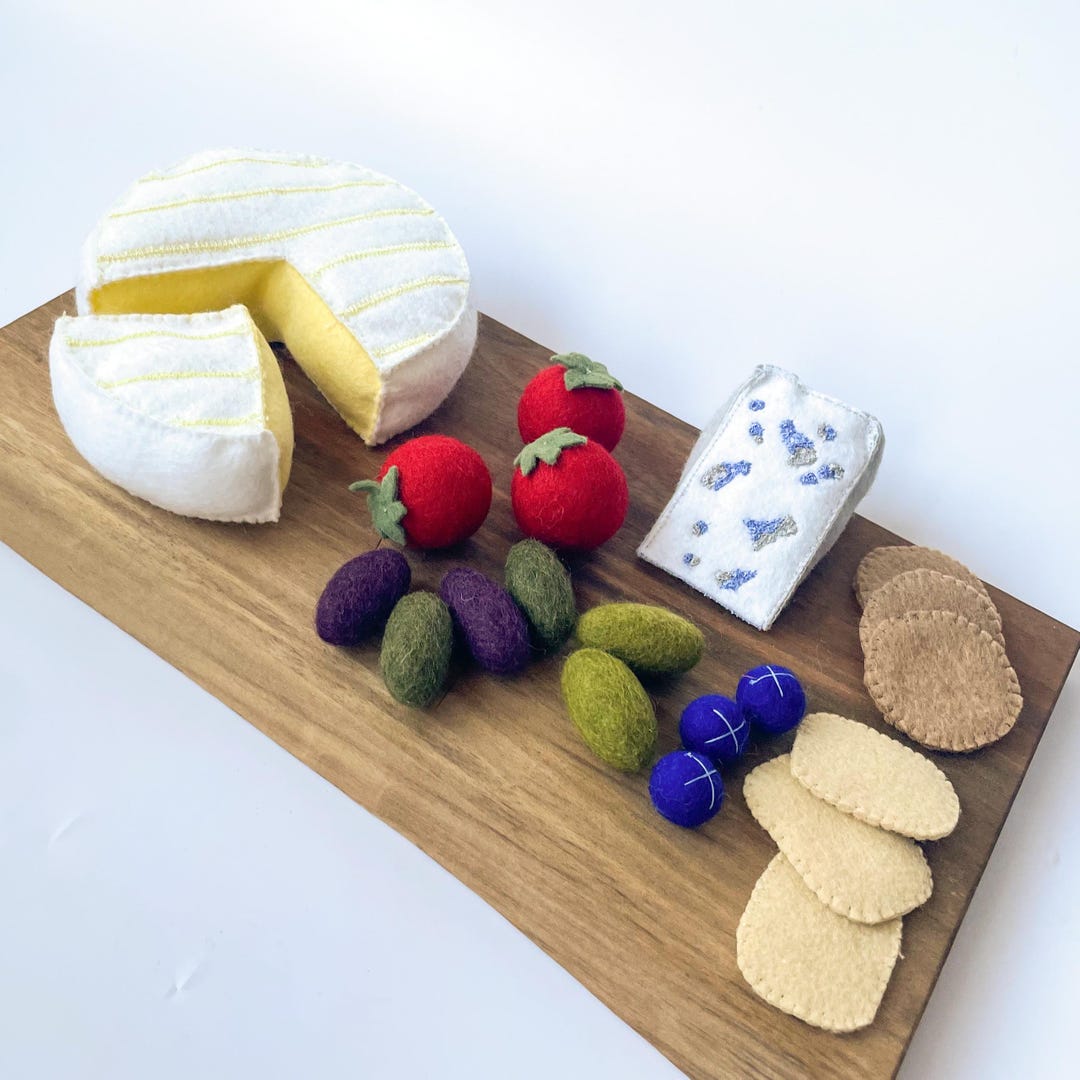 Felt Charcuterie Board. Cheese Set. Felt Gorgonzola, Camembert, Brie ...