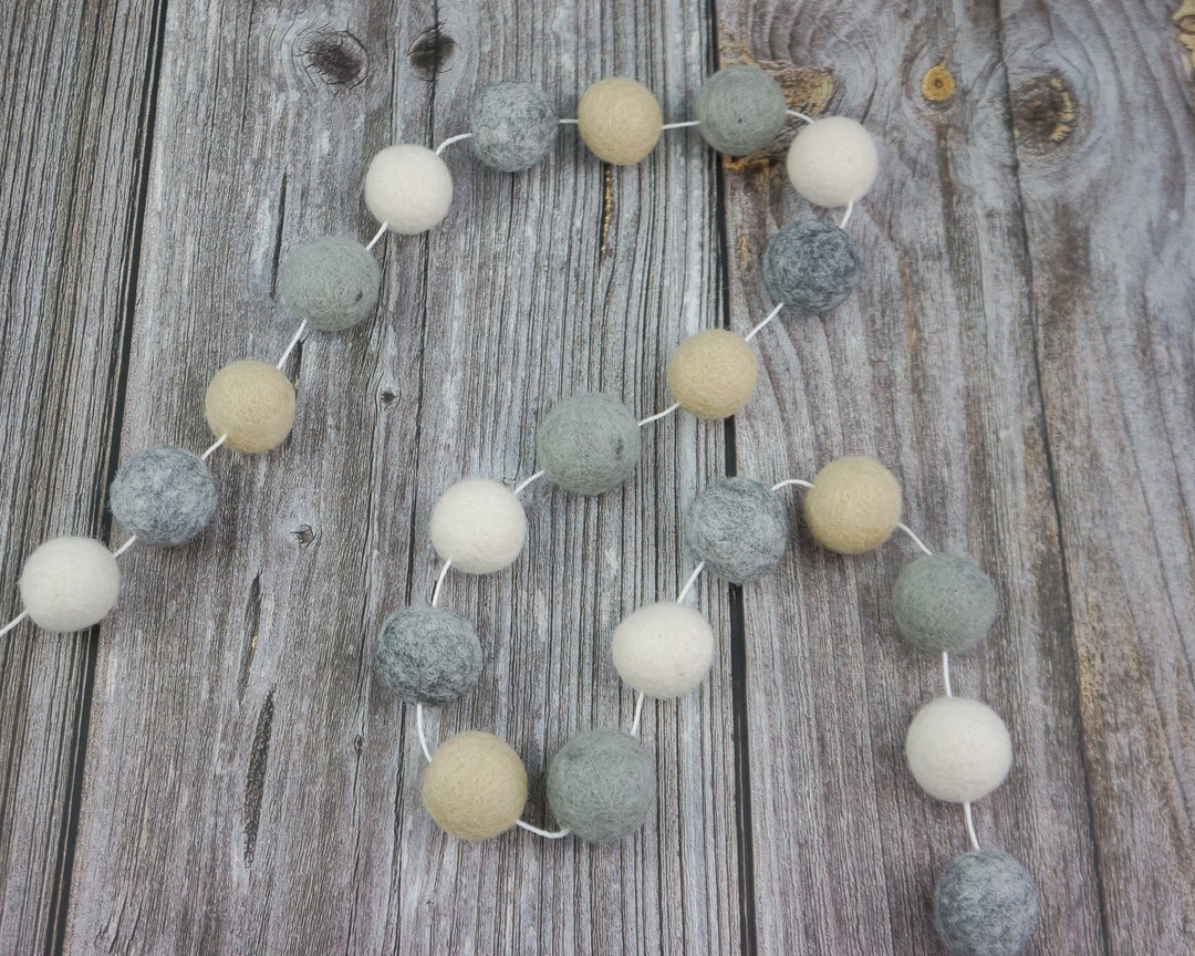 Neutral Garland. Gender Neutral Decor. Felt Pom Poms Garland.felt Balls ...
