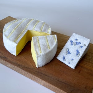 Felt Charcuterie Board. Cheese Set. Felt Gorgonzola, Camembert, Brie ...
