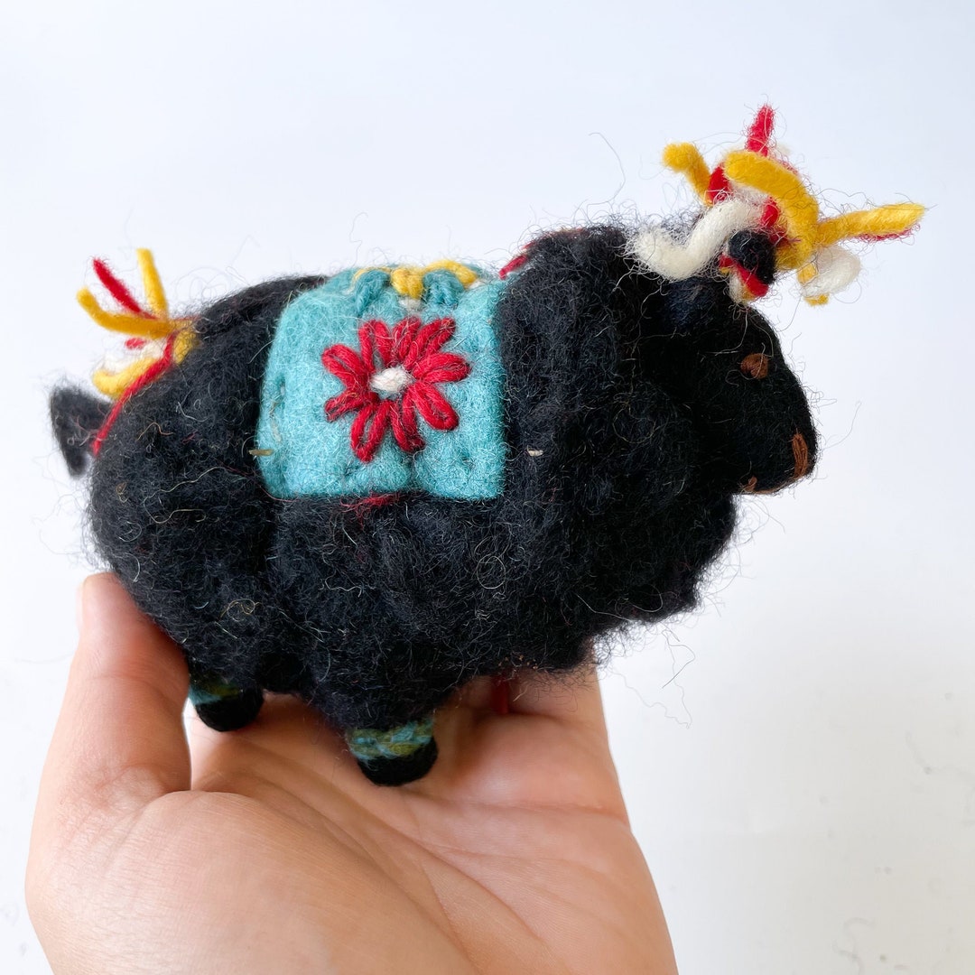 Black Needle Felted Lama. Felt Christmas Ornament. Wool Felted - Etsy