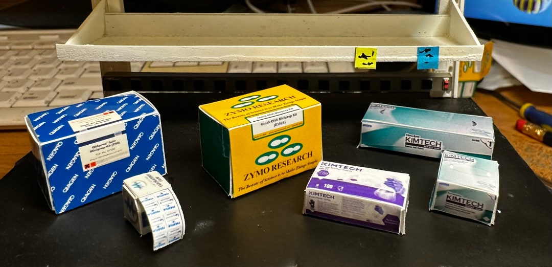 1/12 Pre-cut/scored Papercraft for Reagents, Gloves and Tissue Boxes ...