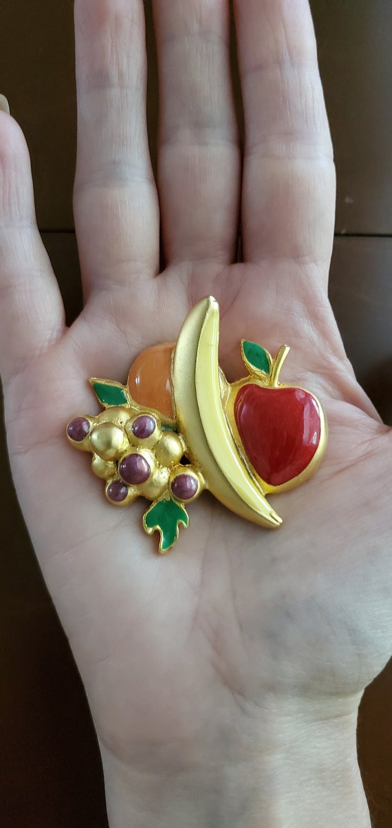 Vintage brooch pin fruit - Gem