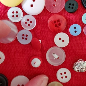 Vintage Assorted 52 Buttons - Etsy
