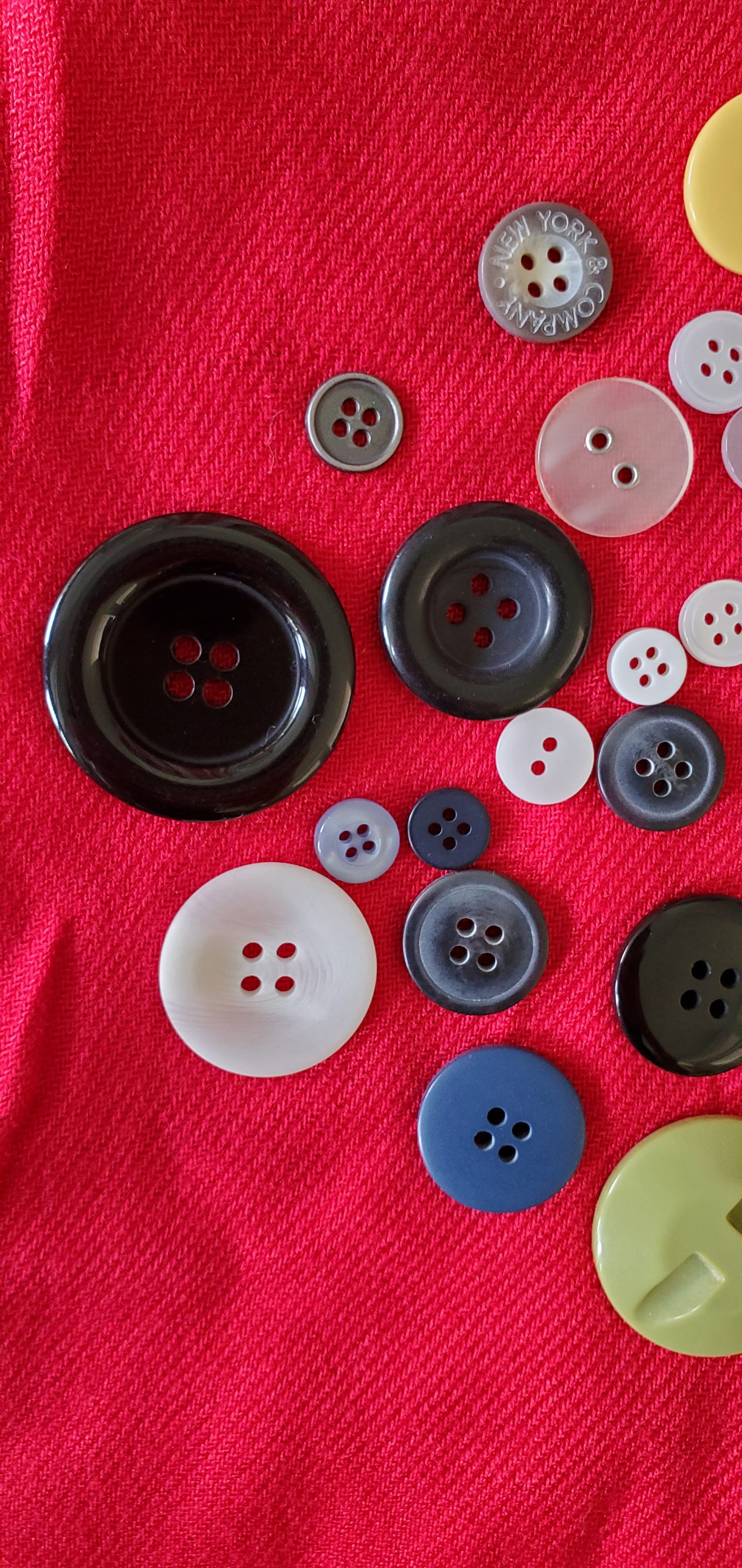 Vintage Assorted 52 Buttons - Etsy