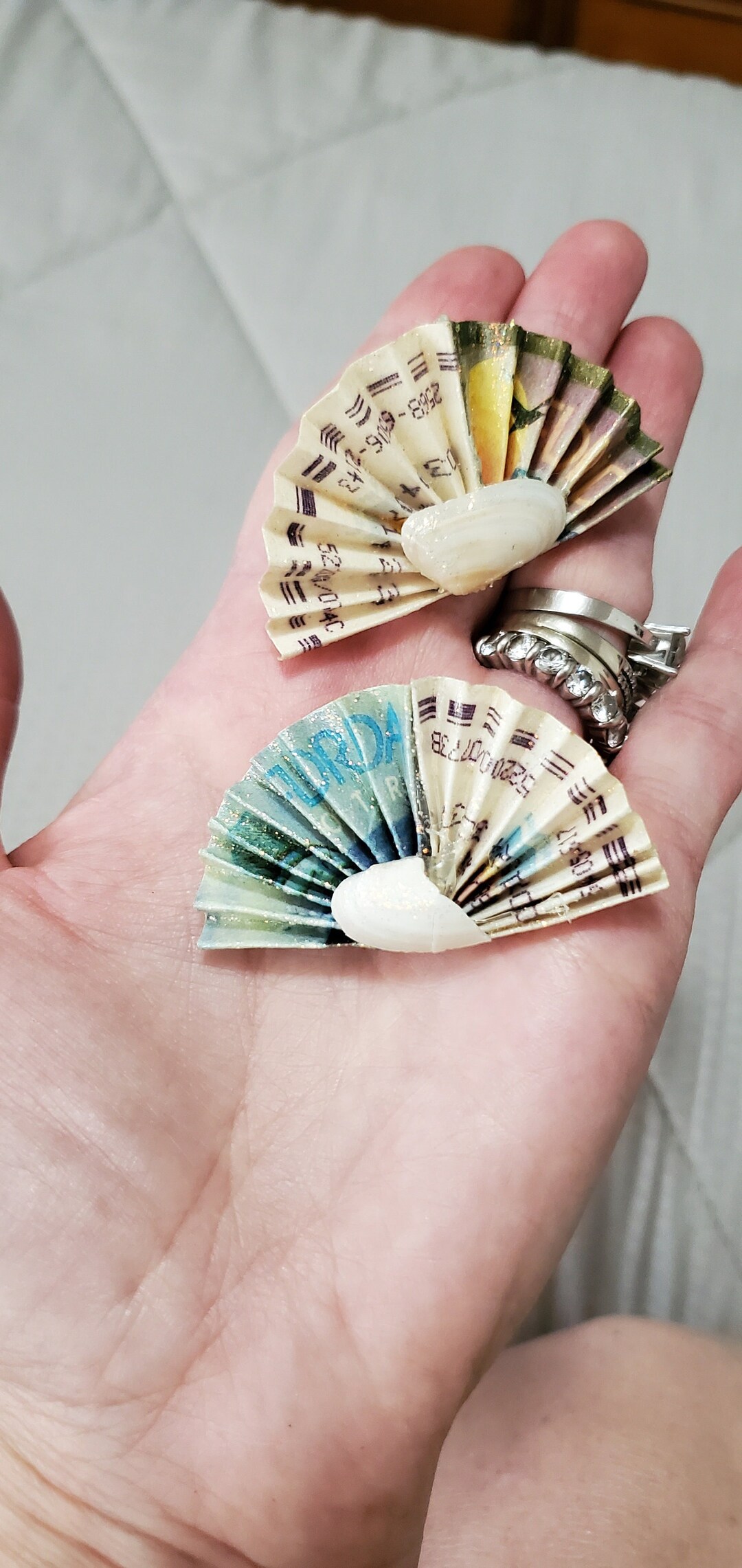 Vintage Seashell Fan Pins (set of 2) - Etsy