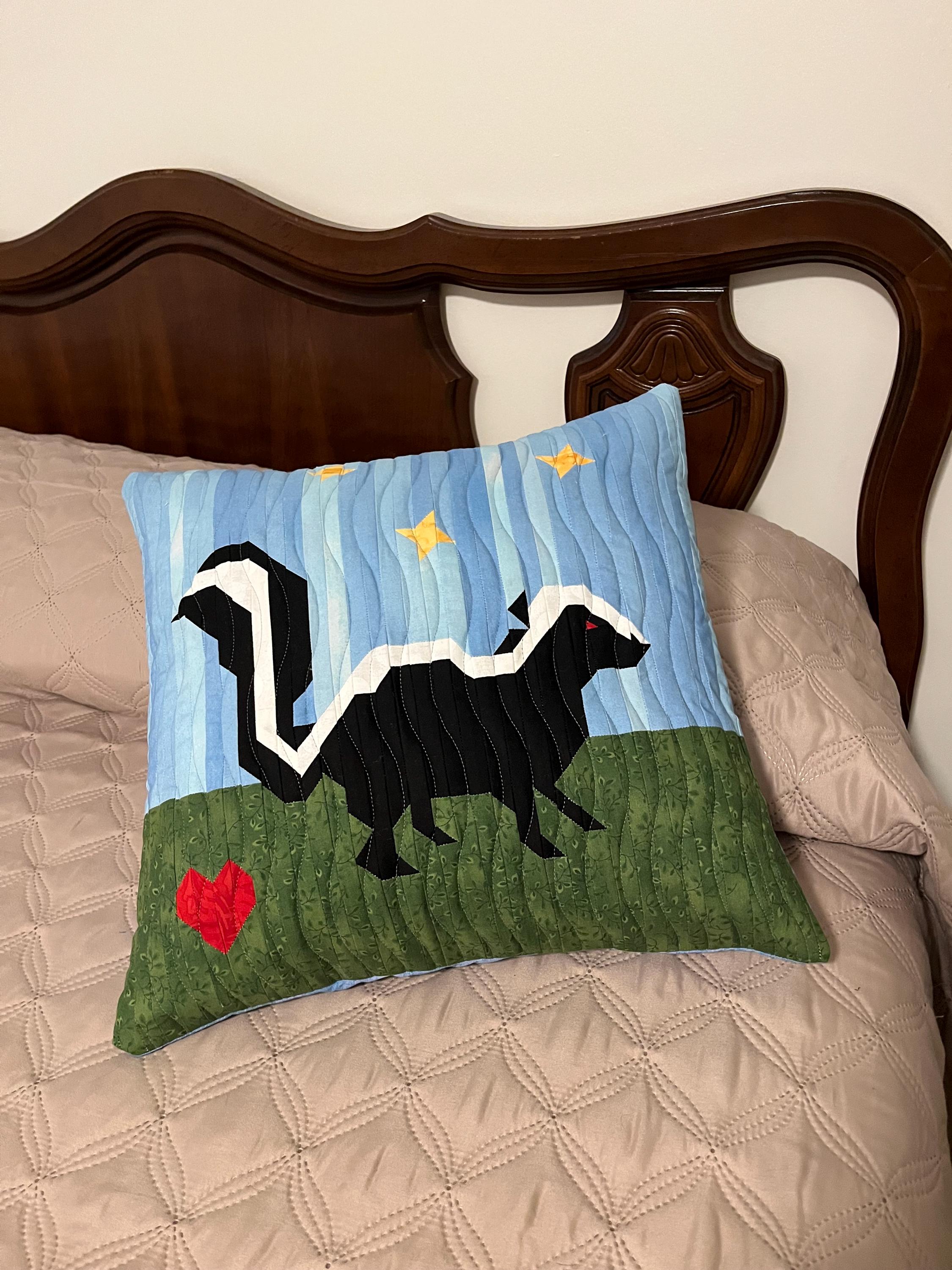 Sydney the Skunk Quilt Pattern - Etsy