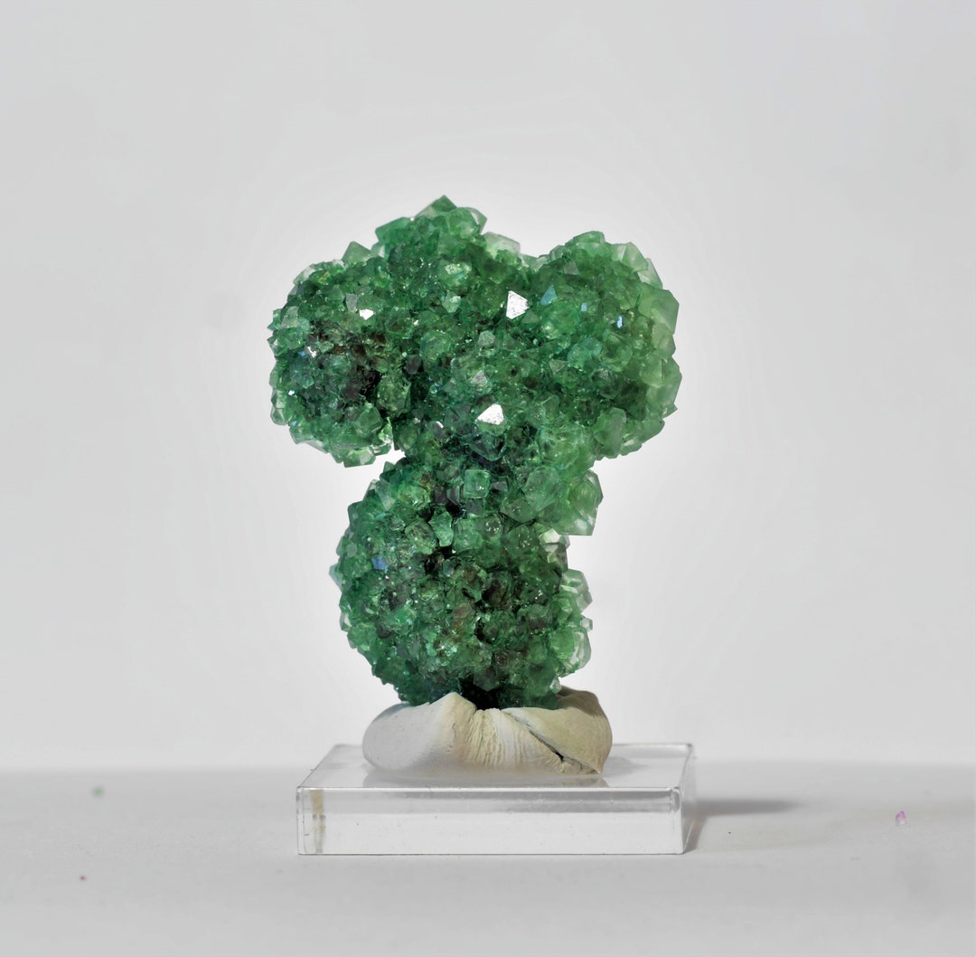 Alum, Alunite Green Crystal Cluster Lab-grow Poland Green Like Fluorite ...