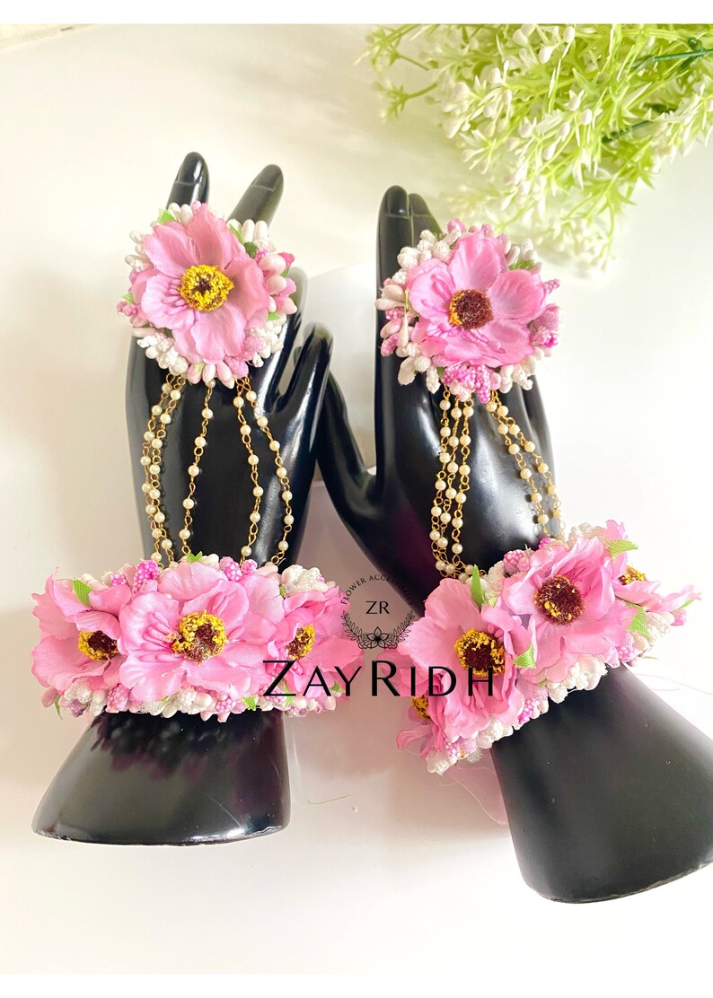 Pink Mehndi Haldi Flower Jewellery Pink Artificial Flower Necklace Set ...