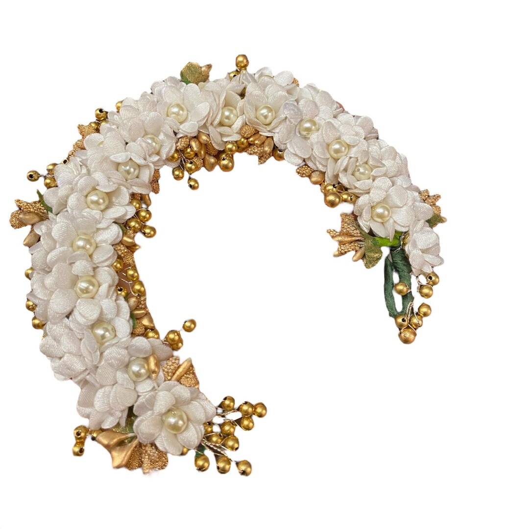 White Flower Hair Gajra | Asian Pakistani Bridal Bridesmaid Flower Hair ...