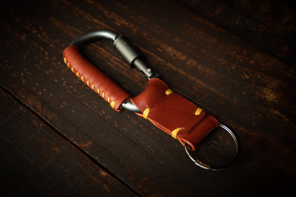 PCL Carabiner Wrap Key Chain - Minimalist Full Grain Leather - Etsy