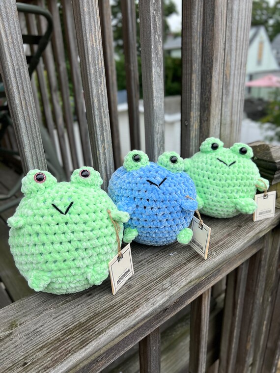 Mini Frog Crochet Amigurumi Plushie Fluffy - Etsy