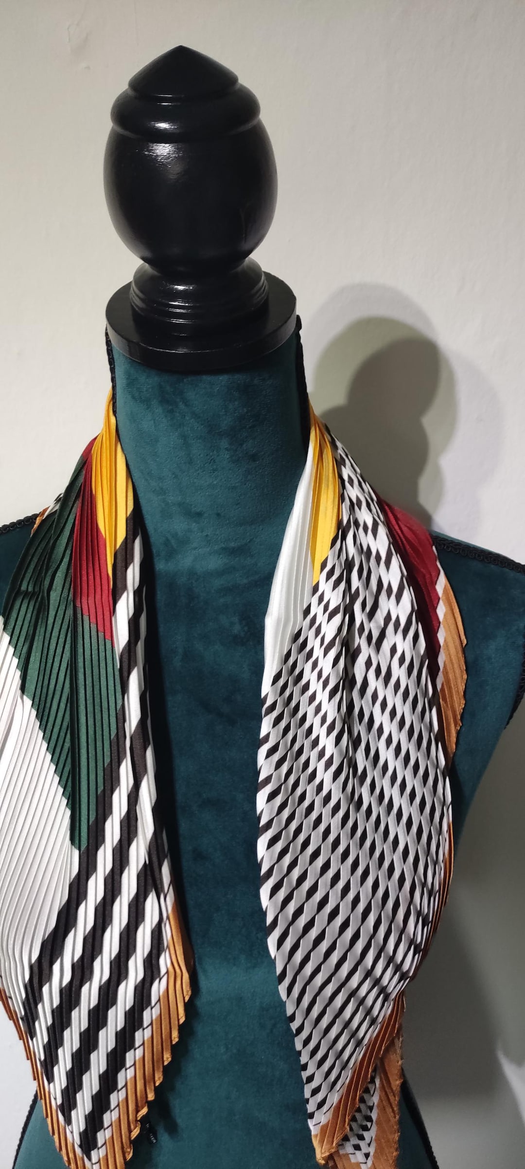 Pleated Scarf in a Modern Design, Muted Colors, Great Material, Light ...