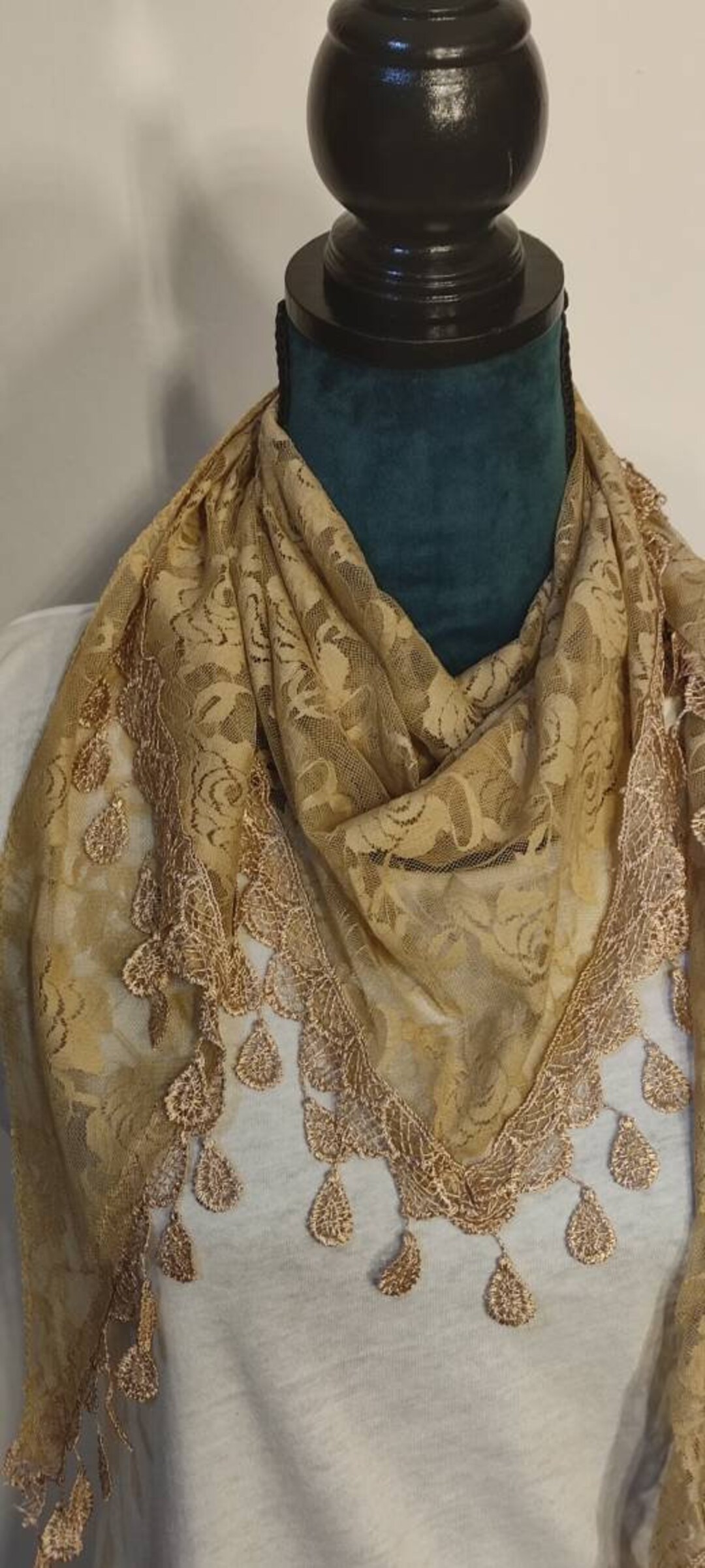 Fashionable Triangular Scarf in Timeless Beige With Flowers and ...