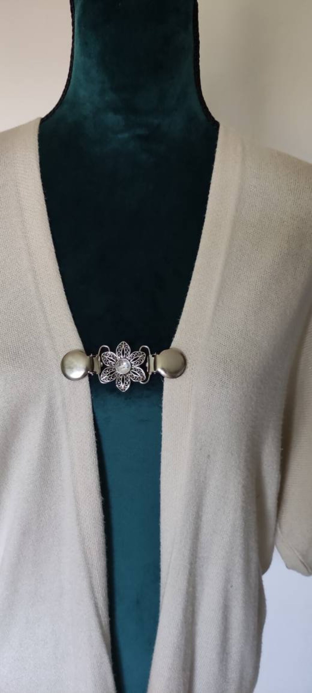 Beautiful Jacket Clip in the Shape of a Flower With Strong Clips. Holds ...