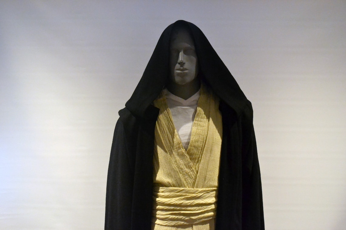 Star Wars Screen Accurate Jedi/sith Robe Black Tailor Made to - Etsy