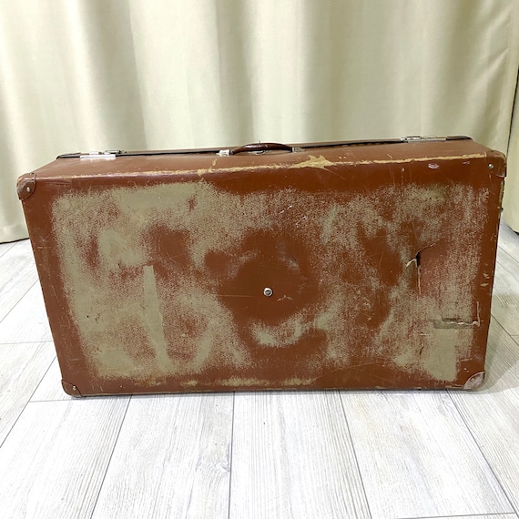 Retro Travel Luggage Primitive Suitcase | Large Brown… - Gem