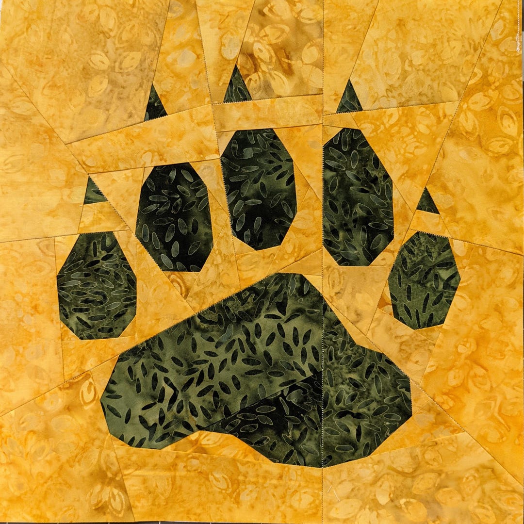 Black Bear Paw Print Quilt Block Pattern: Geometric Creatures Series ...