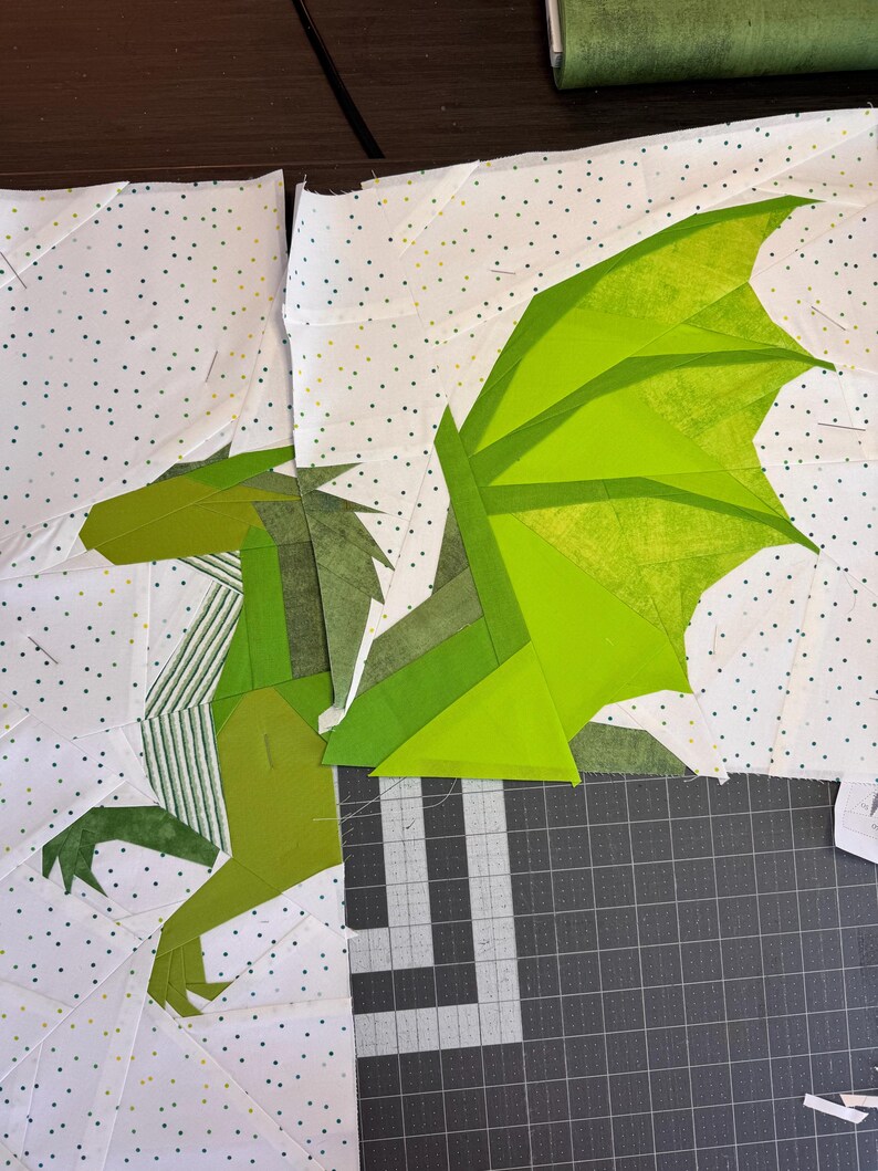 Flying Dragon Foundation Paper Pieced Quilt Pattern Block Fantasy Book ...