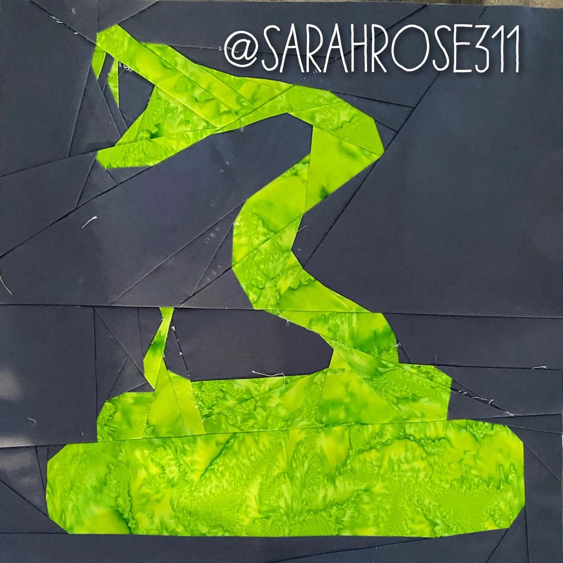 Snake Silhouette Paper Pieced Quilt Pattern Block - Etsy