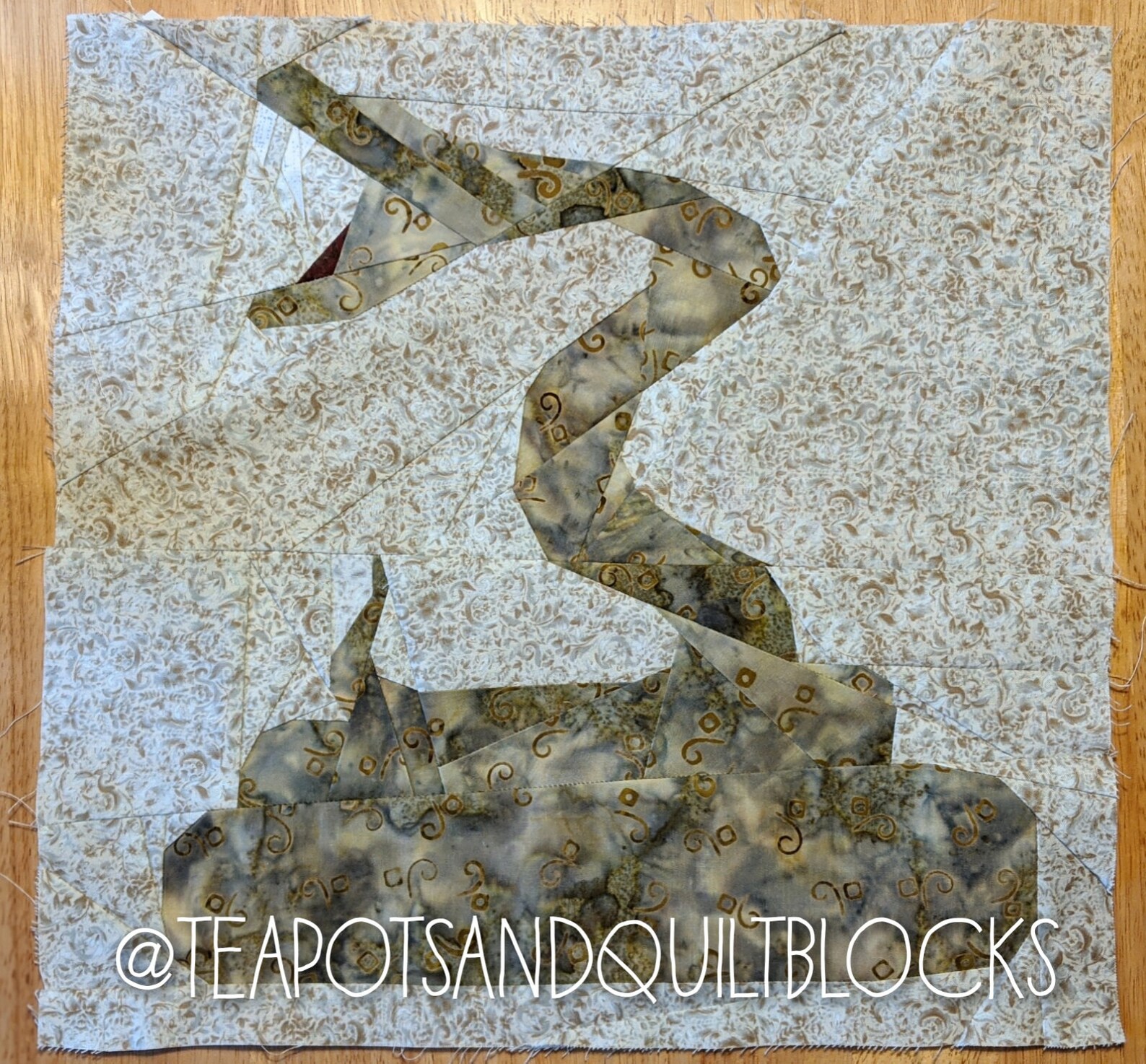 Snake Silhouette Paper Pieced Quilt Pattern Block - Etsy