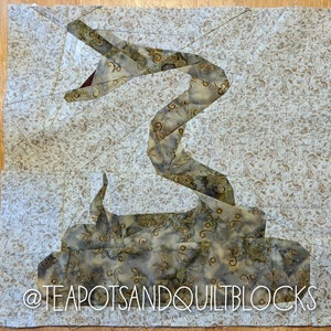 Snake Silhouette Paper Pieced Quilt Pattern Block - Etsy