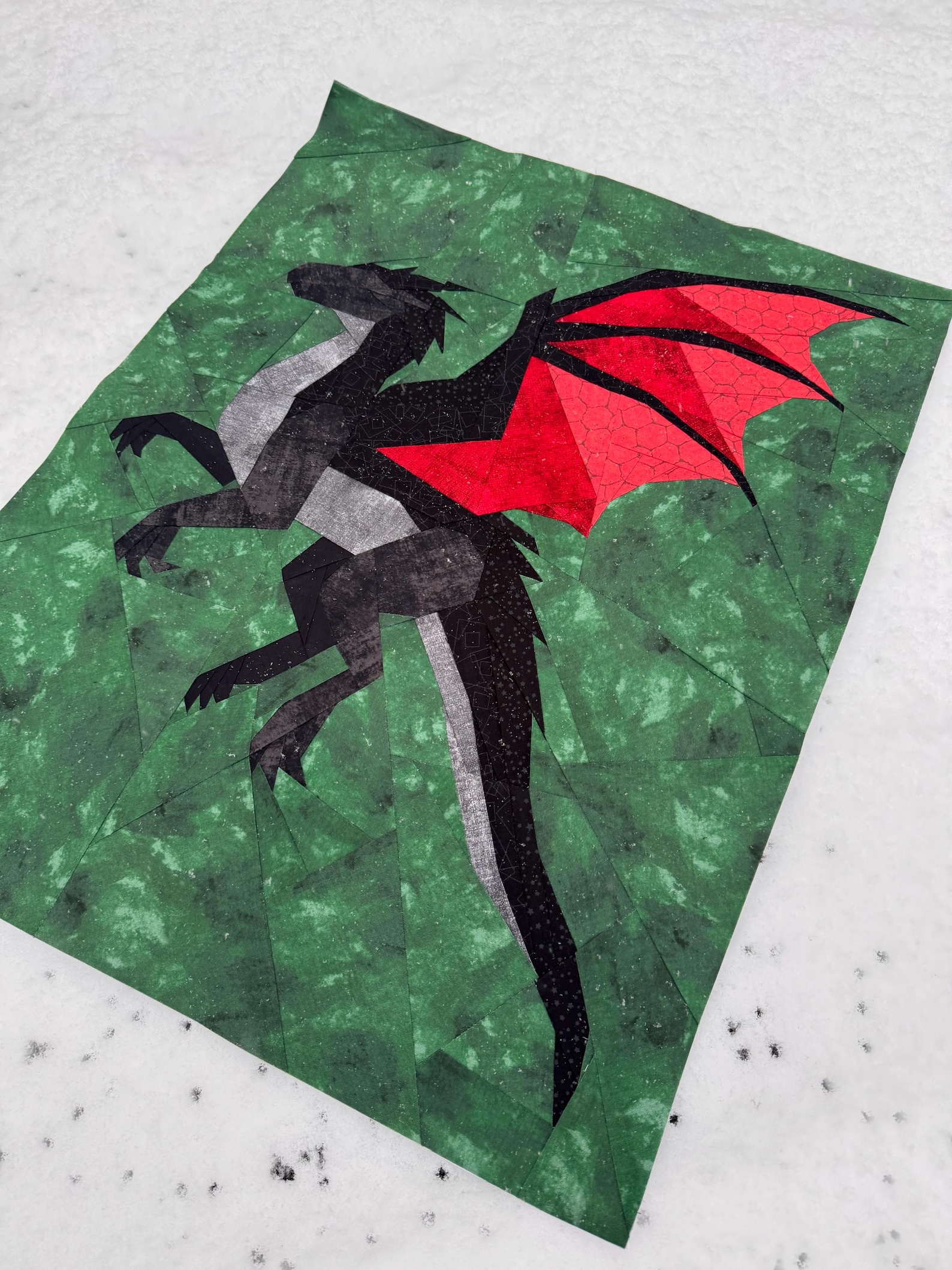 Flying Dragon Foundation Paper Pieced Quilt Pattern Block Fantasy Book ...