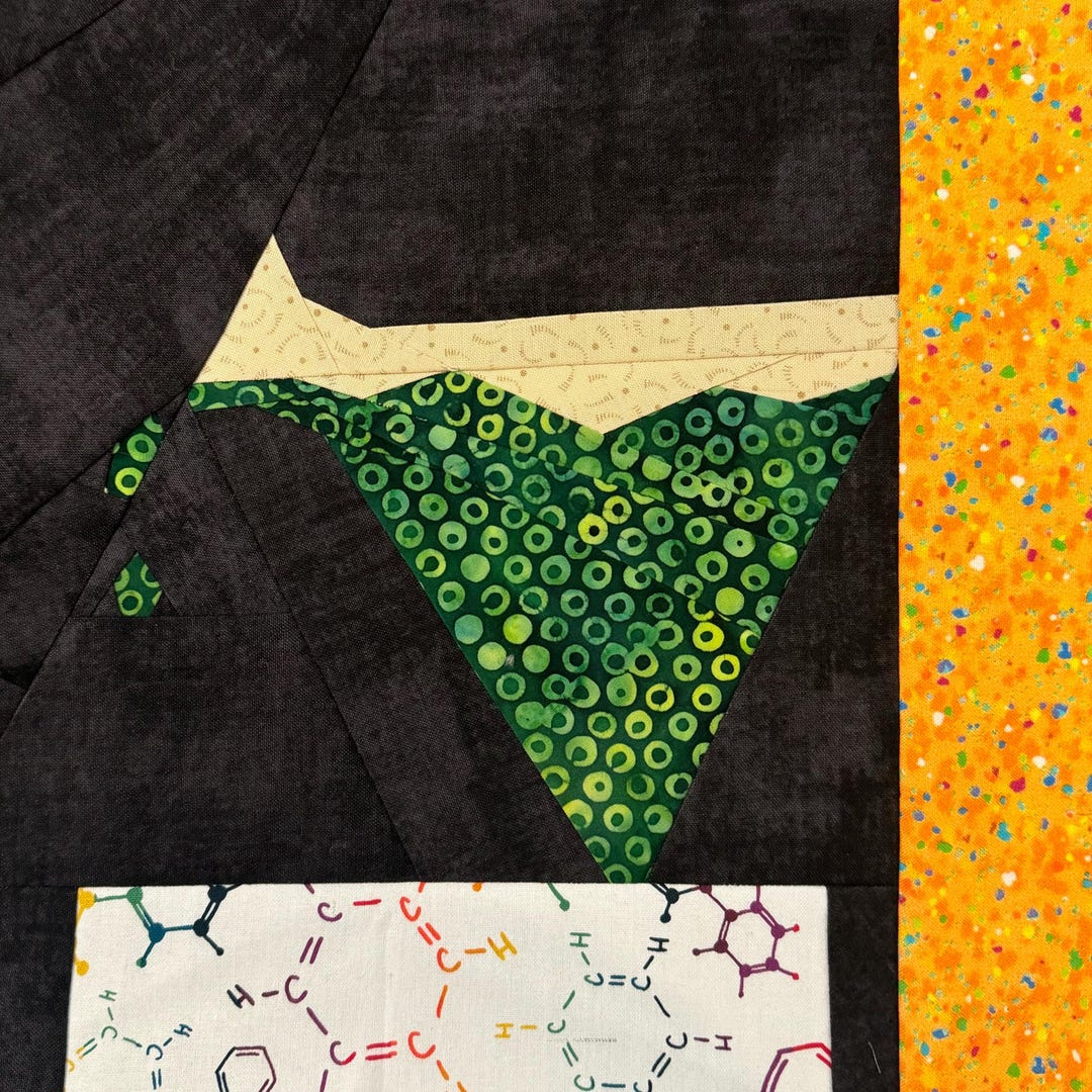 Spilling Flask Chemistry Glassware Bookcase Quilt Pattern FPP 10"x10 ...