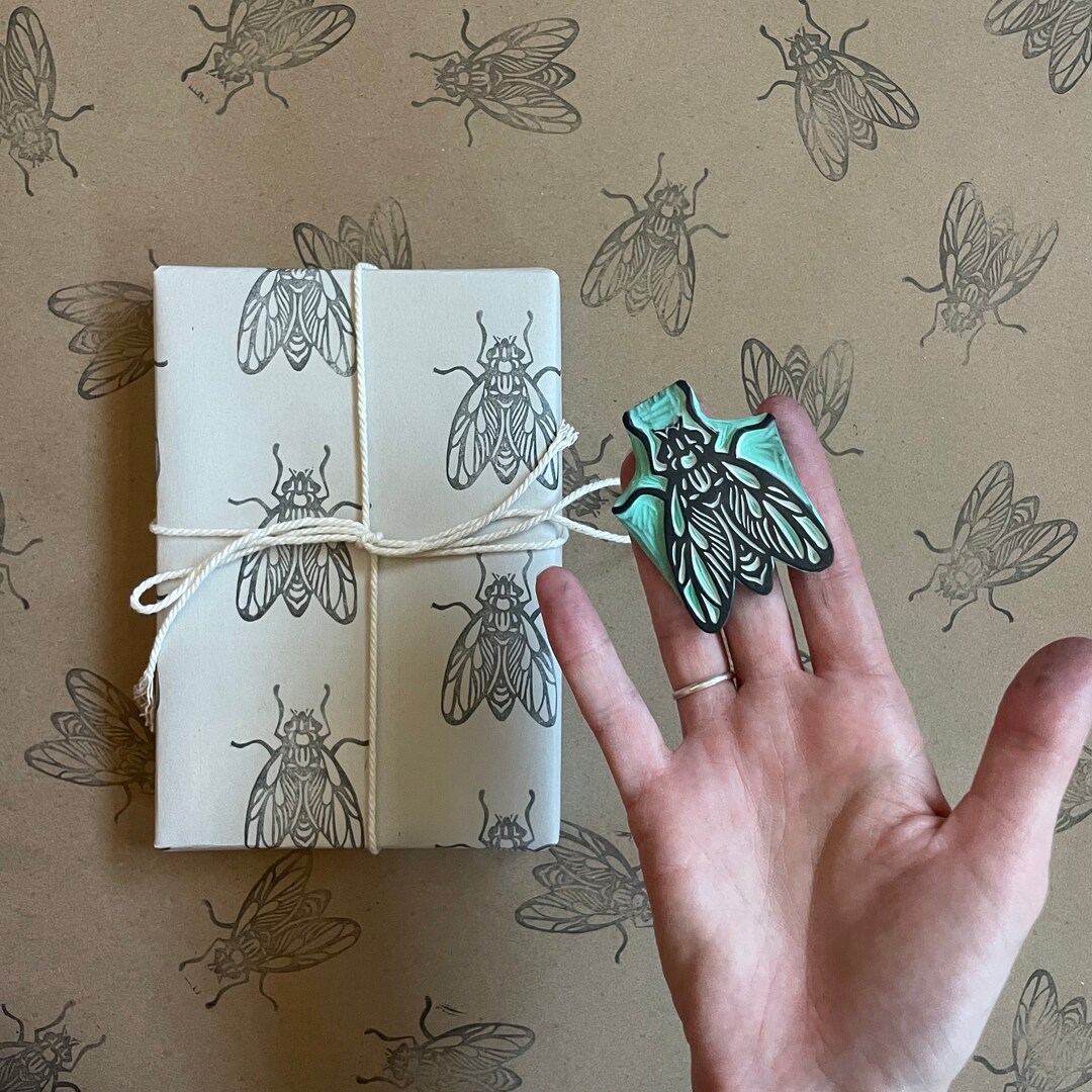 Small Fly Stamp / Hand-carved / Rubber Stamp / Bug / Insect / Fly - Etsy