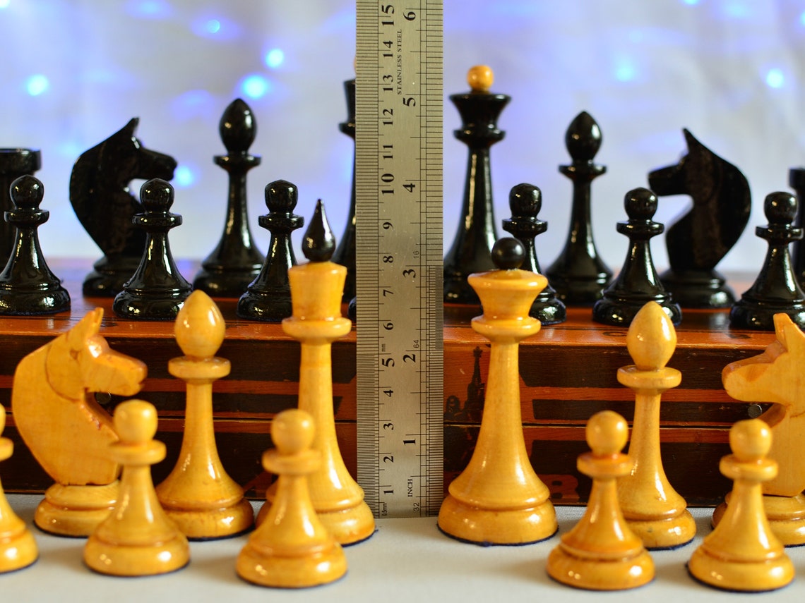 The Queen's Gambit chess set wooden old chess pieces | Etsy