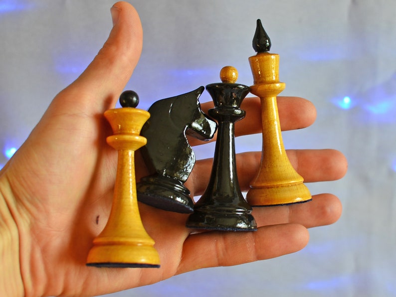 The Queen's Gambit chess set wooden old chess pieces | Etsy