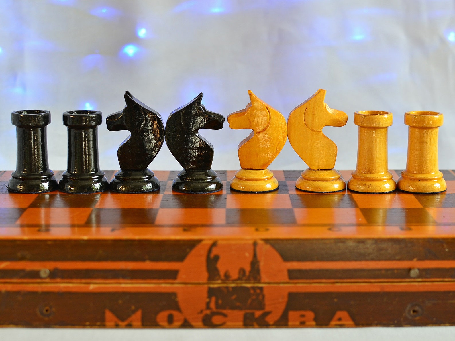The Queen's Gambit chess set wooden old chess pieces | Etsy