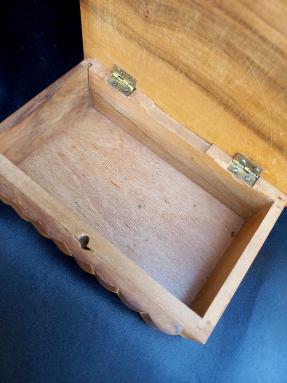 Rare handmade wooden jewelry box with secret closure … - Gem