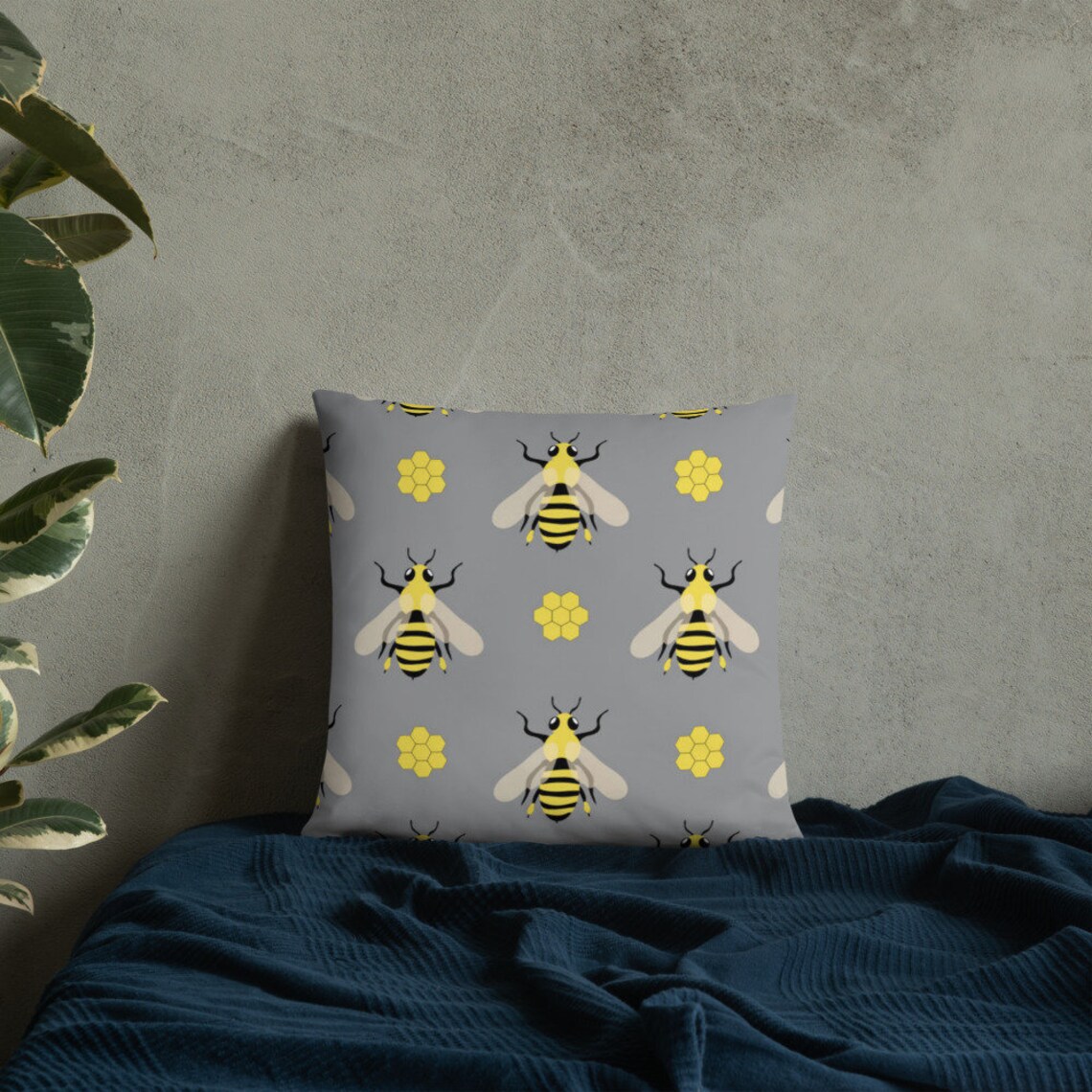Bumble Bee Throw Pillow Accent Pillow Indoor Outdoor - Etsy UK