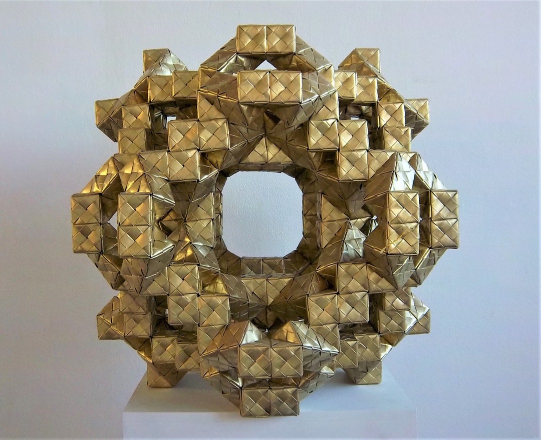 30000 Fold Origami 1 of a Kind Innovative Unique Design Paper Statue ...