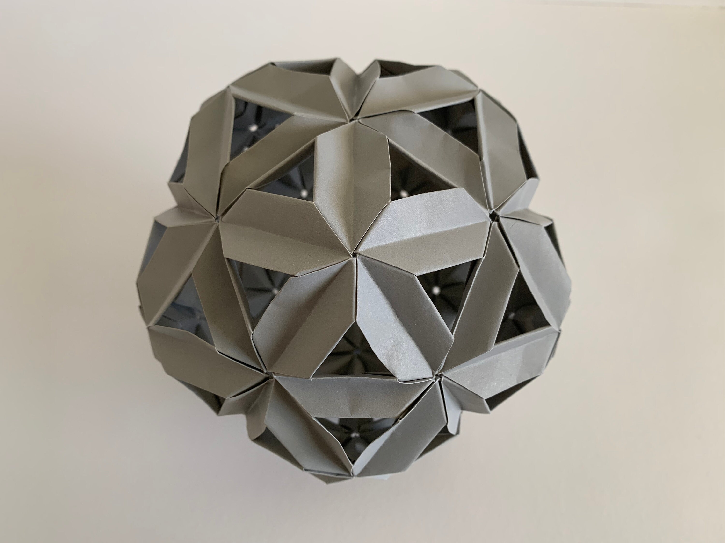 Origami Sphere Decorative Ball Geometric Statue Home Decor Ornament ...