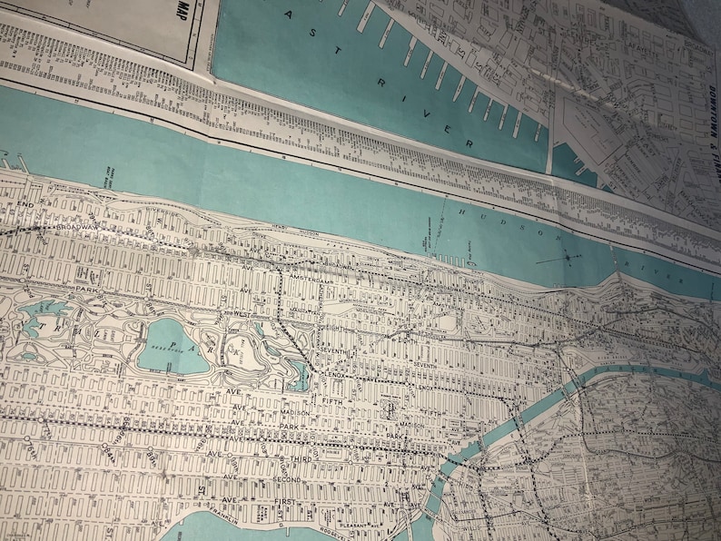 New York 4 Maps in One Geographia Map Cos Latest Guide Antique Downtown ...