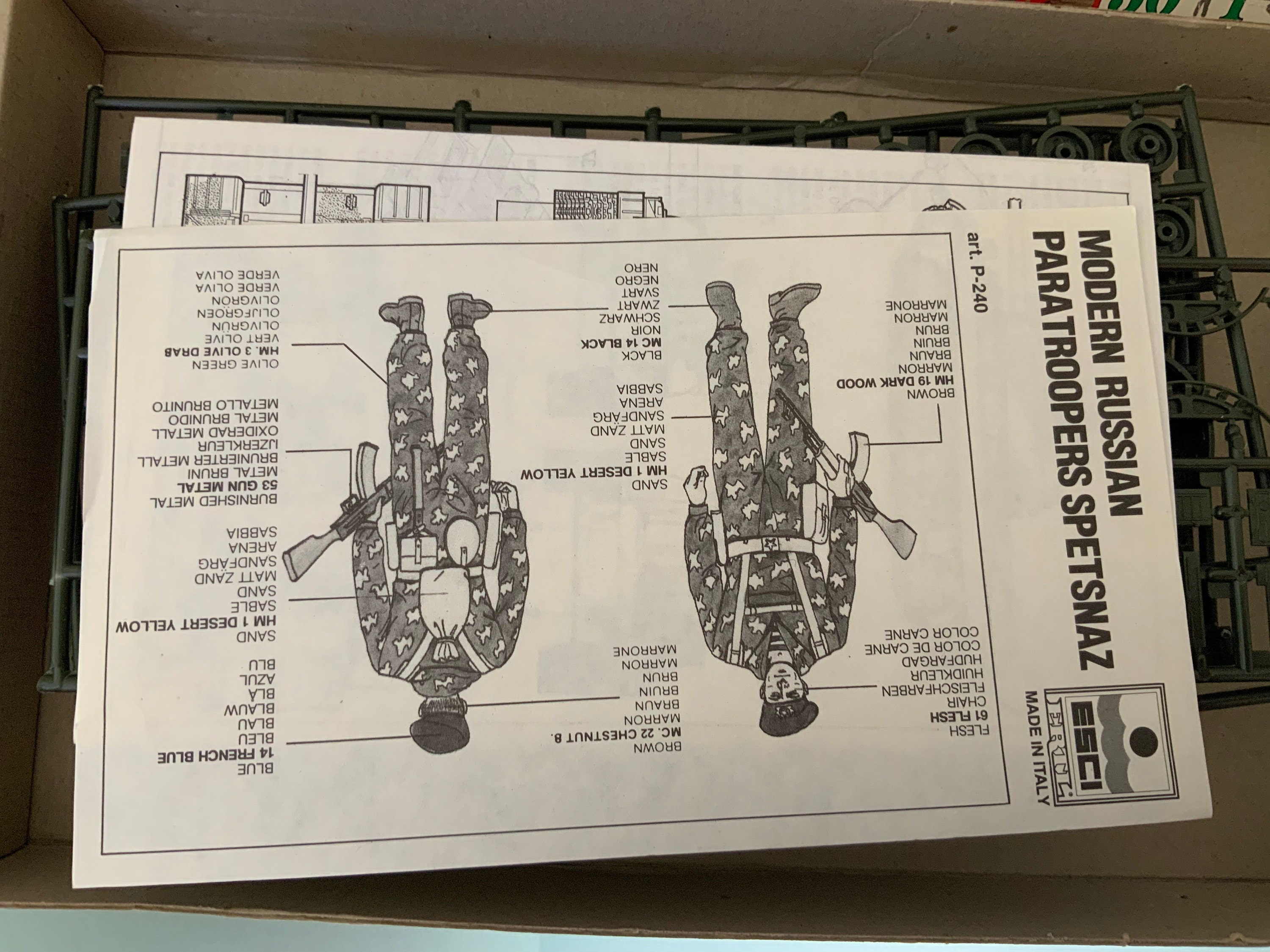 Russian Military War Tank and 50 Crew Figures Esci T62 Russian Spetsnaz ...