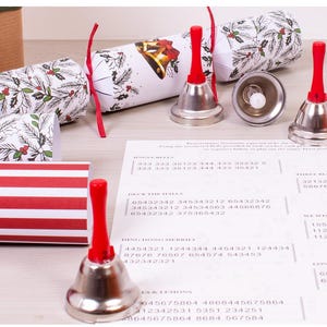 Jingle Bells Musical Hand Bells Luxury 12" Christmas Crackers (8 Pack ...