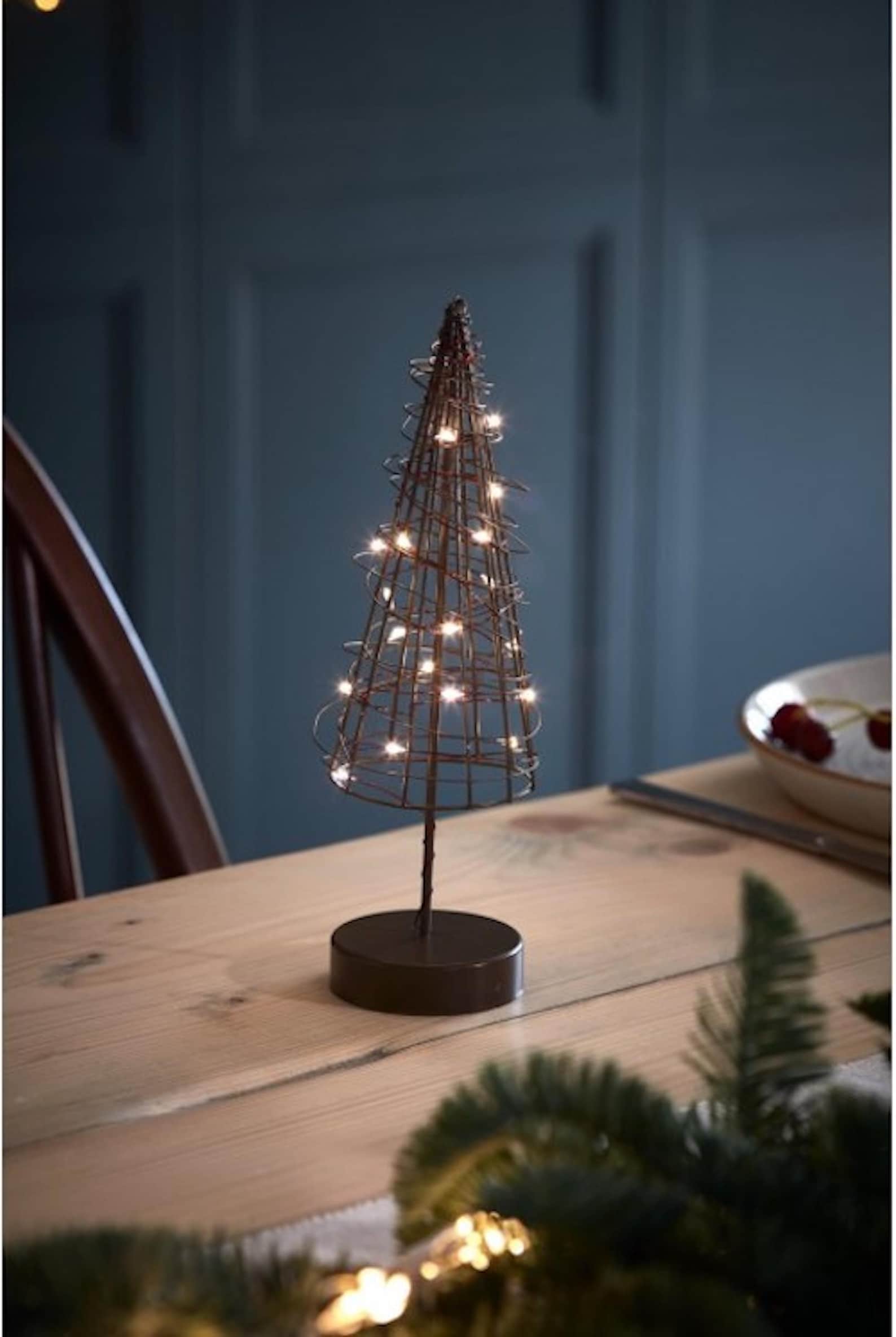 CHRISTMAS Table Top LED Light up Battery Operated Tree in Brown Wire - Etsy