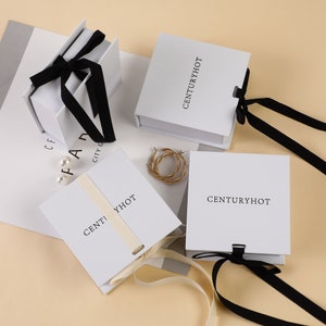 50pcs White Ribbon Gift Box Custom Necklace Box With Microfiber Bag ...