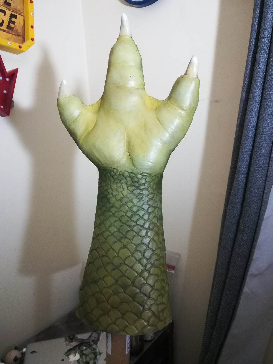 Bossk Reptilian Hands Cosplay Costume Halloween Prop Bust Adult Full ...