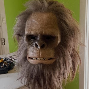 Bigfoot, Sasquatch, Skunk Ape, Yowie Mask Realistic Cosplay Halloween ...